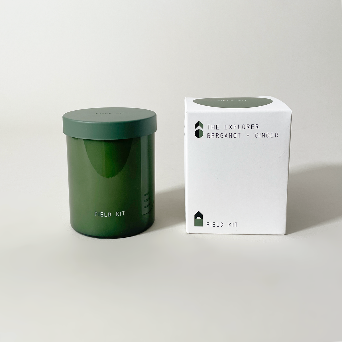 Field Kit The Explorer Candle - Ginger, Bergamot, Cedar & Sandalwood ...